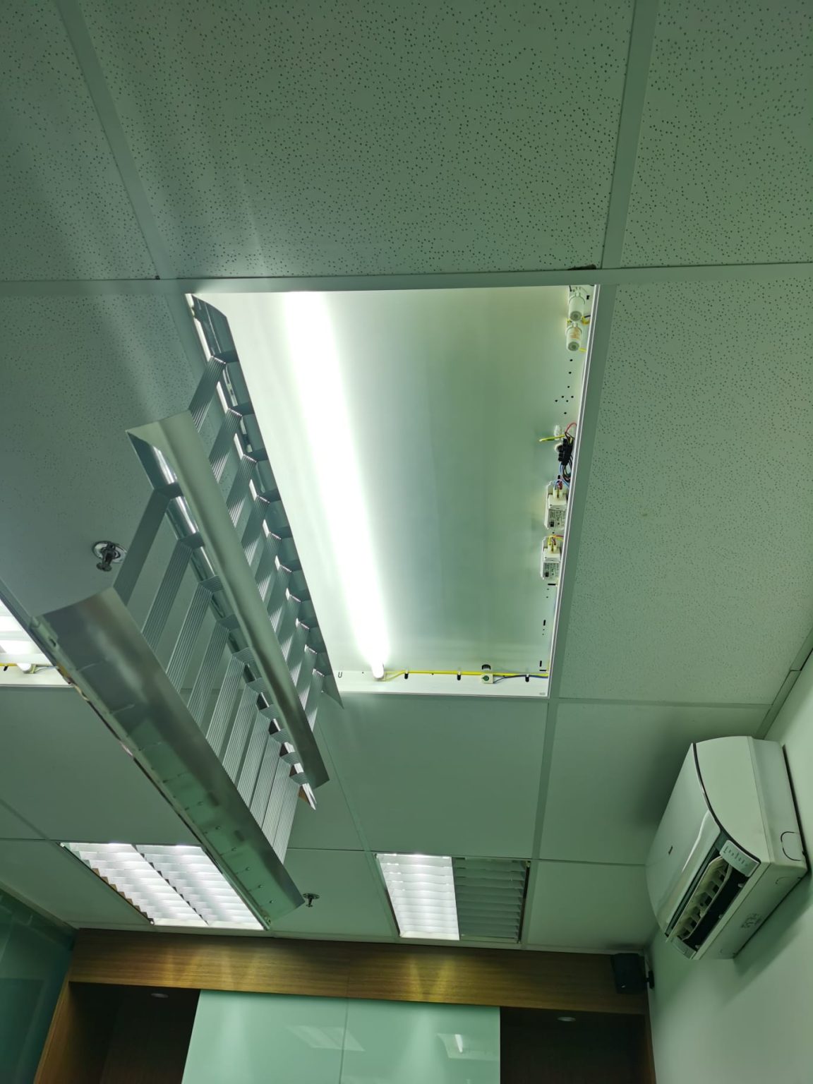 Supply And Replace Light Tube - Reliable Electrical Services